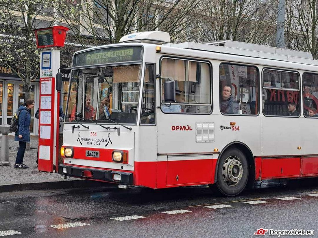 Ústí nad Labem se rozloučilo s trolejbusy Škoda 15Tr - Dopraváček